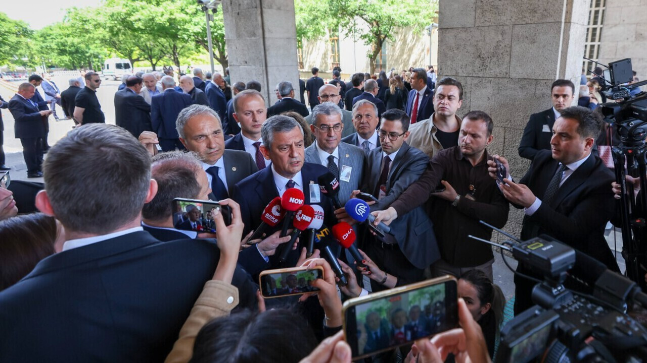 Özgür Özel: 'Mutlak butlan' kararına karşı olağanüstü kurultay için ...
