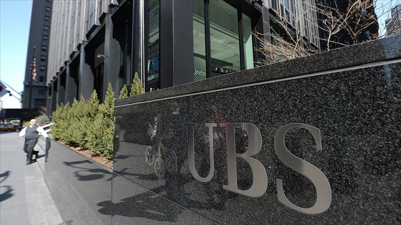 UBS'den istifa sonrası Sterlin analizi analizi: Yüksek faiz avantajı ...