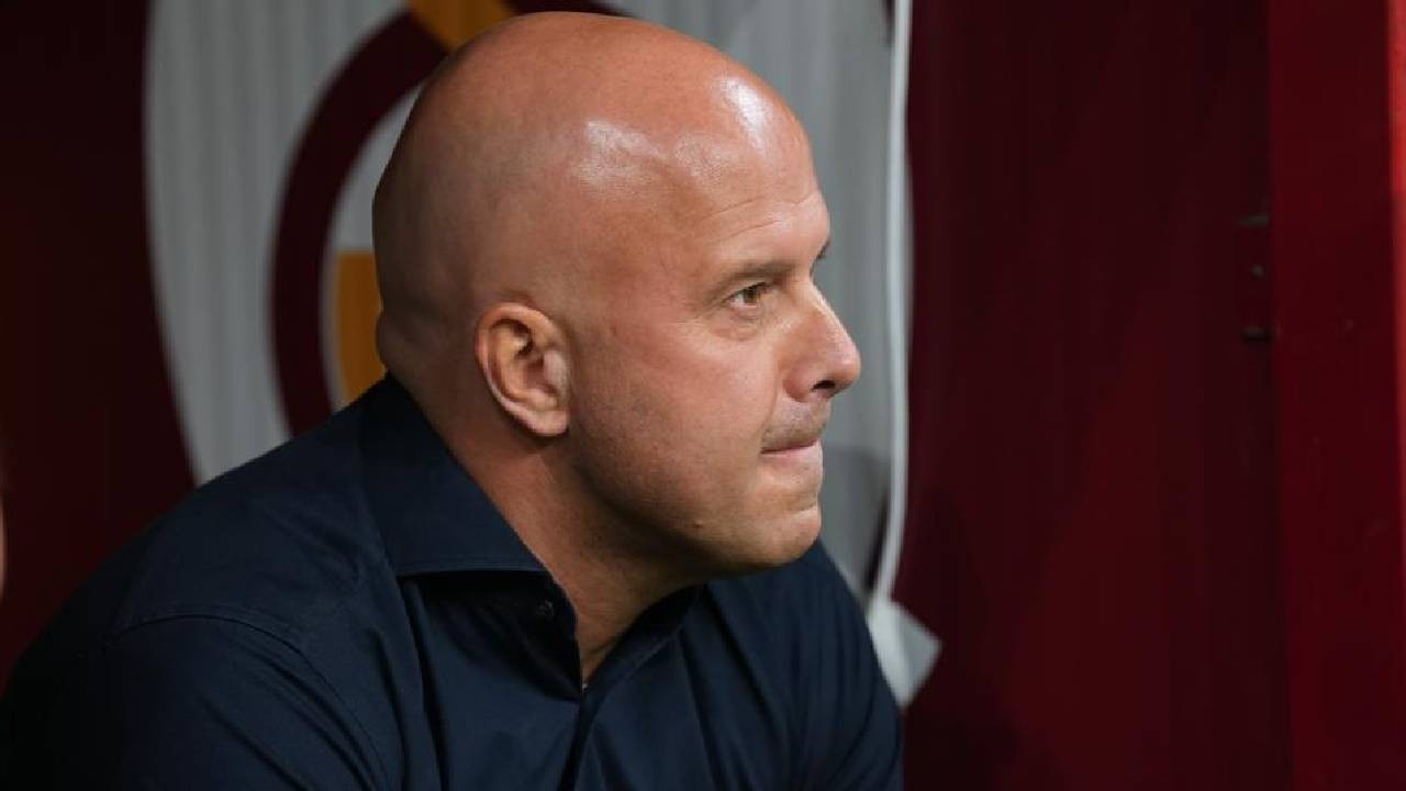 Liverpool'da Arne Slot ile yollar ayrıldı - Ekonomim