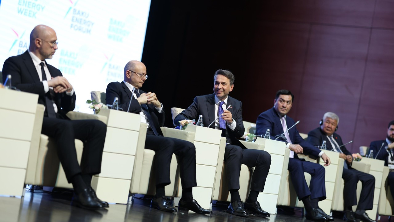 Bakan Bayraktar: İhtiyacımız olan tek şey; güçlü siyasi irade ...