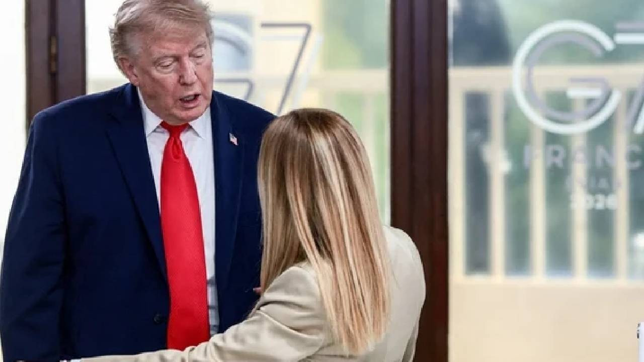 Araları yine açıldı! Trump, "Fotoğraf için yalvardı" dedi, Meloni yanıt ...